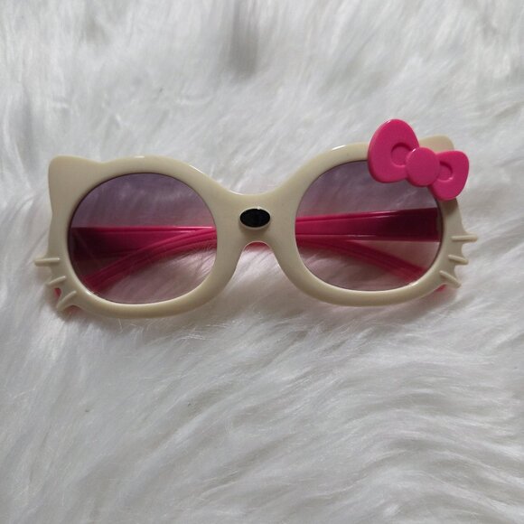 Hello Kitty | Accessories | Hello Kitty Design Sunglasses | Poshmark